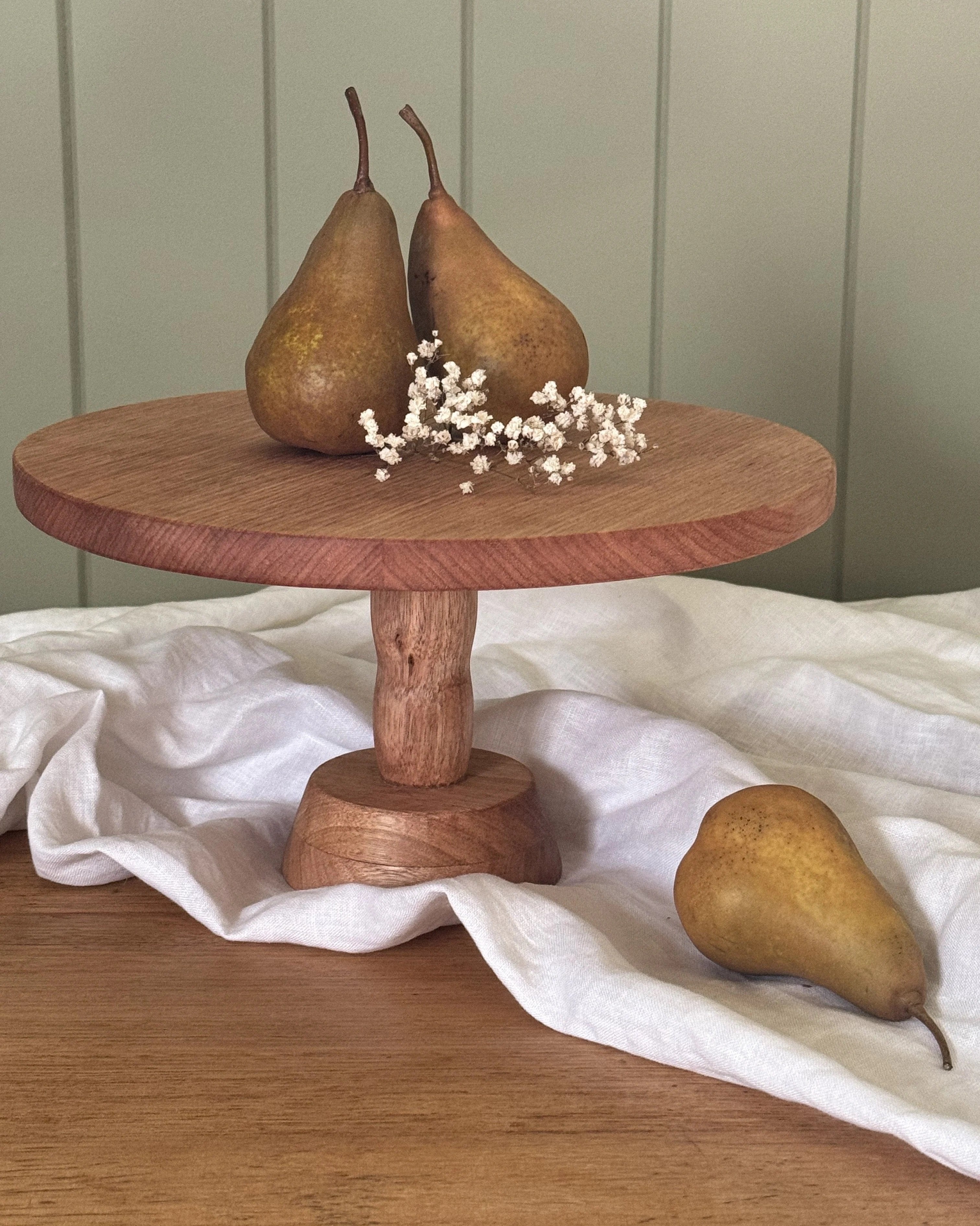 The Classic Wooden Cake Stand | Muse Agora